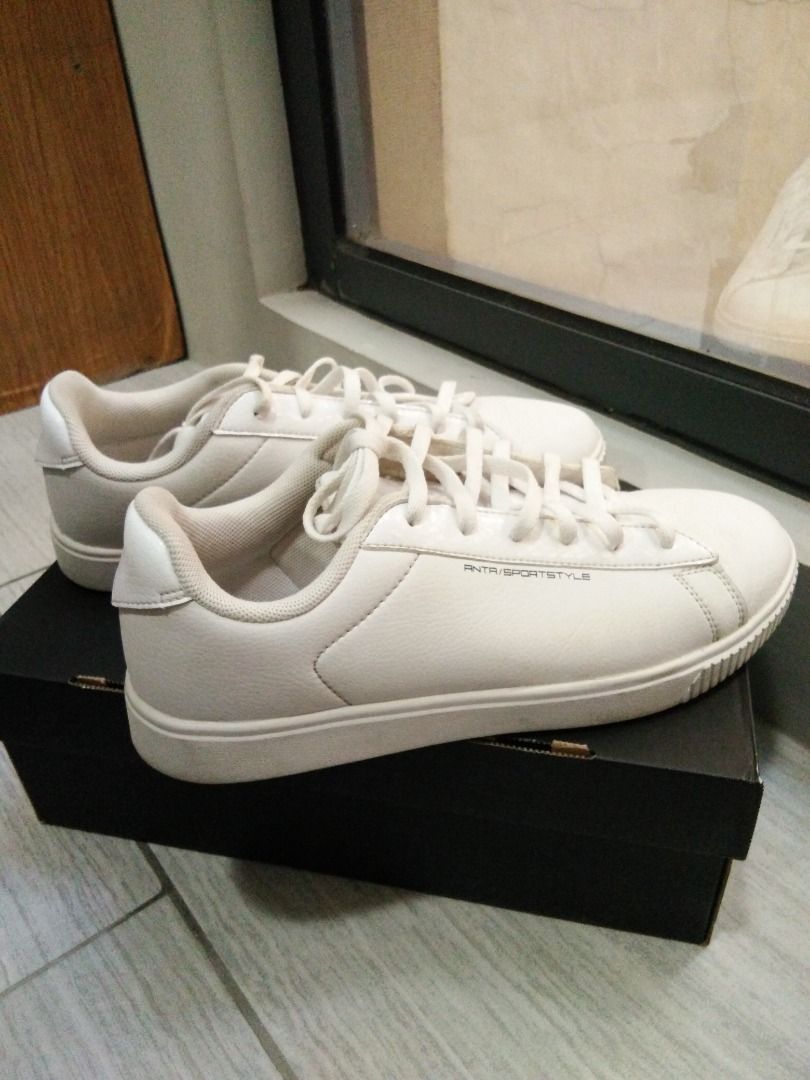 Women Anta White Sneakers US 8, Women's Fashion, Footwear, Sneakers on ...