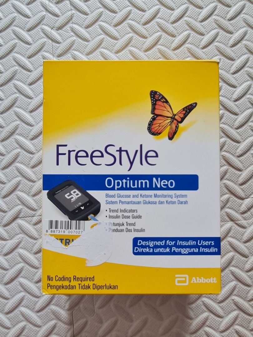 Abbott Blood Glucose Meter and Sterile Lancets, Health & Nutrition ...