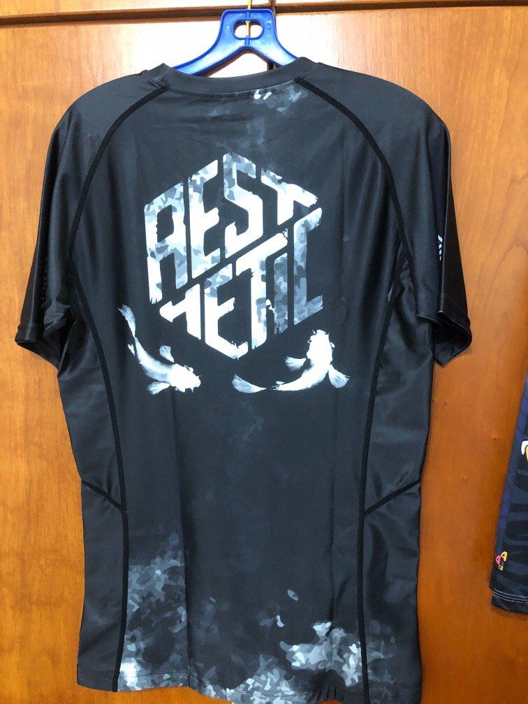 Aesthetic Koi Rashguard M, Men's Fashion, Activewear on Carousell