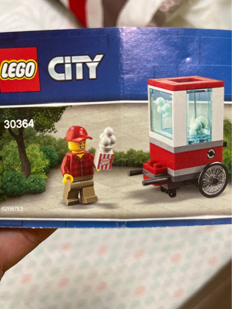 AUTHENTIC Lego Popcorn Vendor Minifigure , Hobbies & Toys, Toys & Games ...