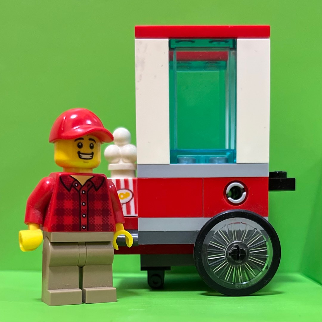 AUTHENTIC Lego Popcorn Vendor Minifigure , Hobbies & Toys, Toys & Games ...