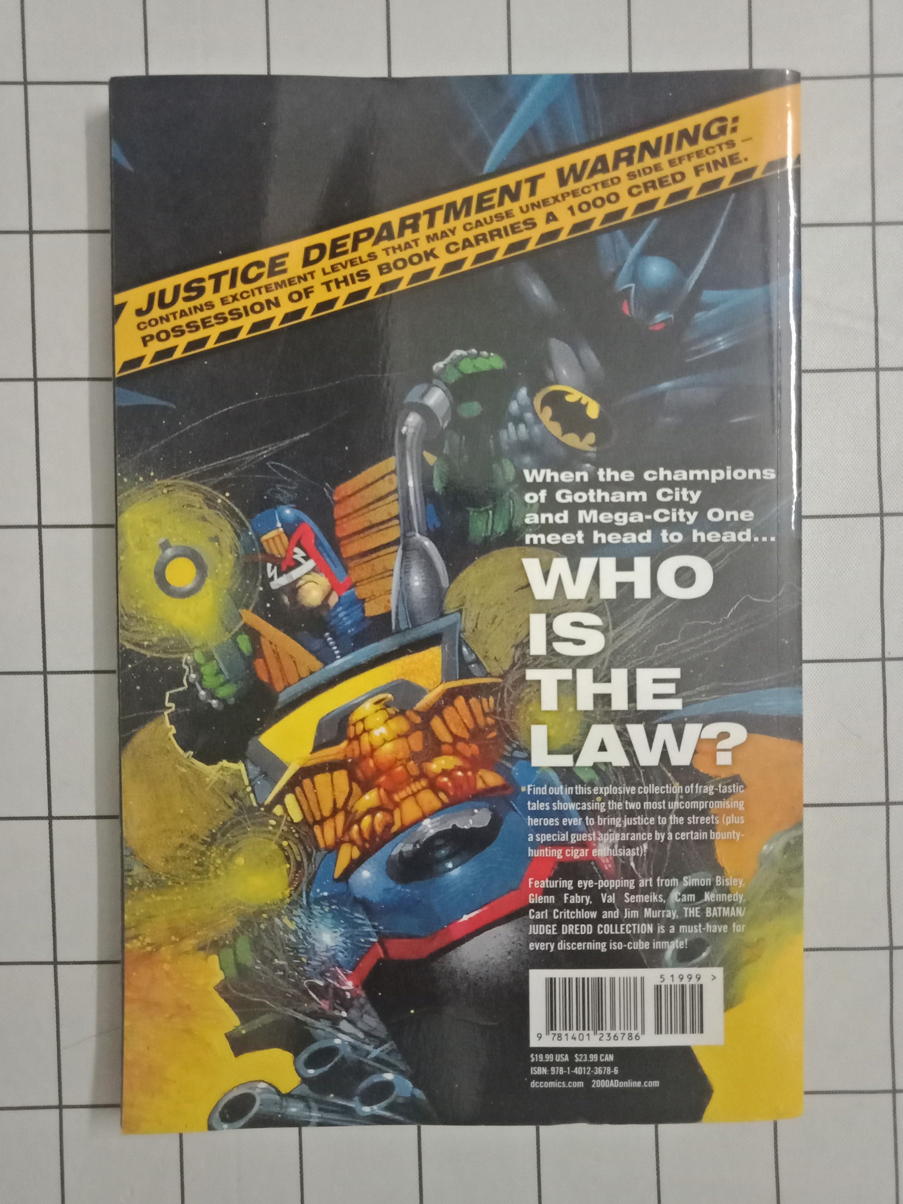 Batman Judge Dredd Collection, Hobbies & Toys, Books & Magazines ...