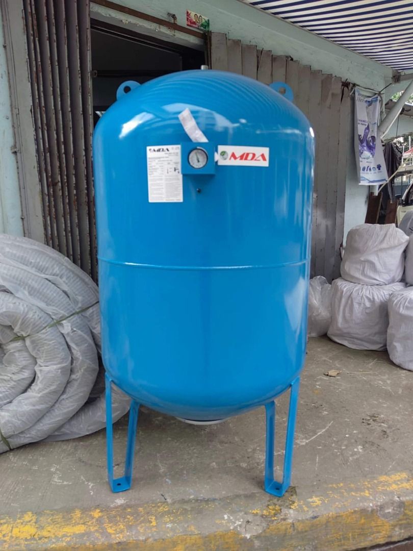 Bladder Tank (500Liters), Commercial & Industrial, Industrial Equipment ...