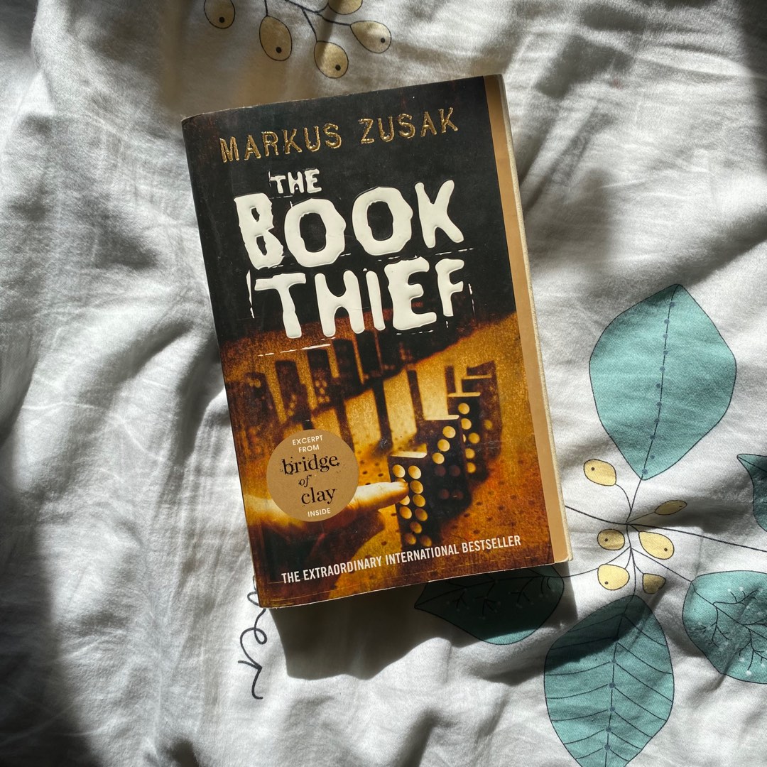 Book Thief by Markus Zusak, Hobbies & Toys, Books & Magazines, Fiction ...