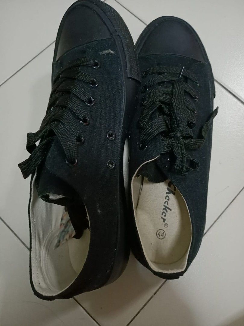 Checker shoe, Women's Fashion, Footwear, Sneakers on Carousell