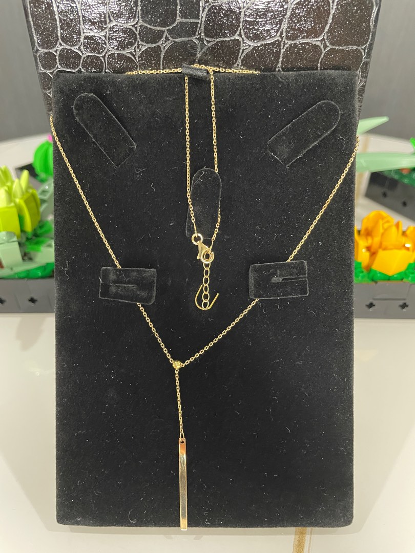 Dangling Gold Necklace, Women's Fashion, Jewelry & Organisers ...