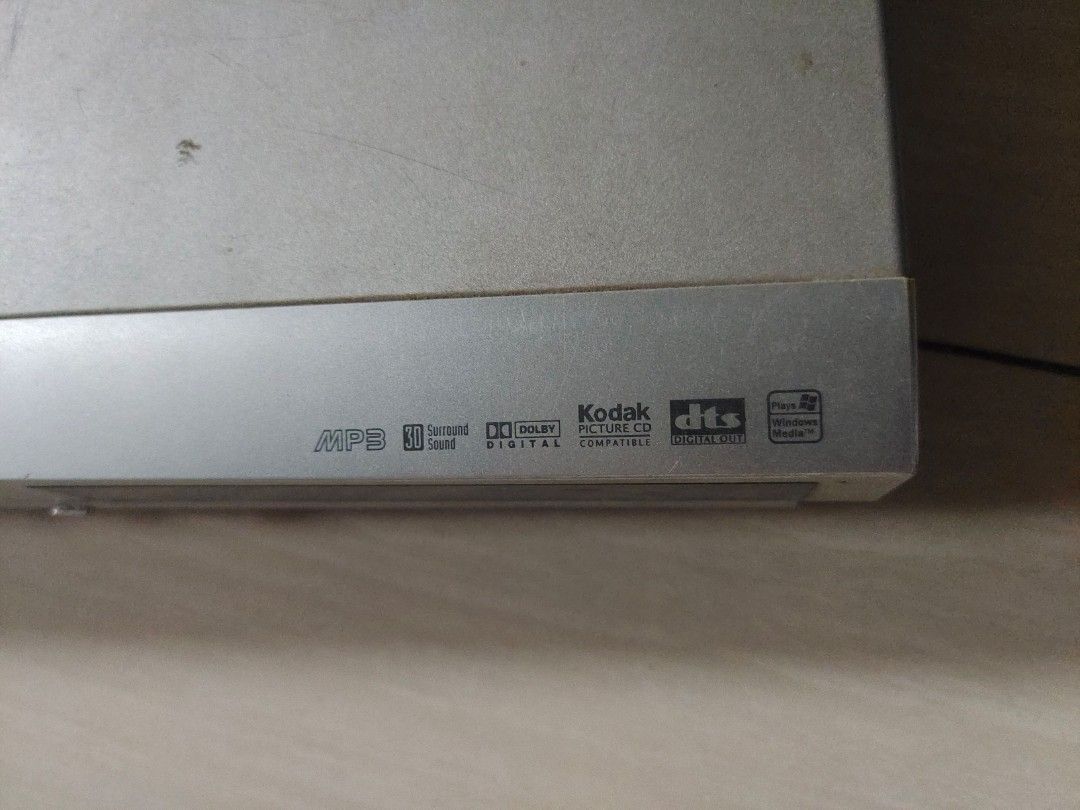 DVD/VCD/CD Player merk LG, Elektronik, TV & Perlengkapan Hiburan di ...