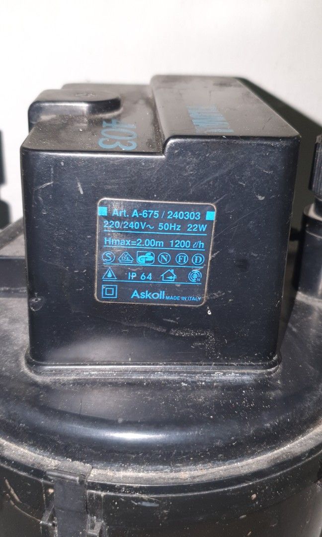 Fluval 403, Pet Supplies, Homes & Other Pet Accessories on Carousell