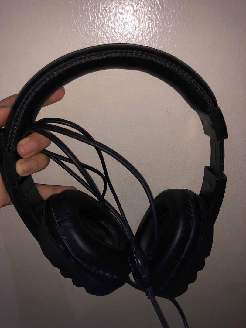 Gaming Headset AKZ GM-002, Audio, Headphones & Headsets on Carousell