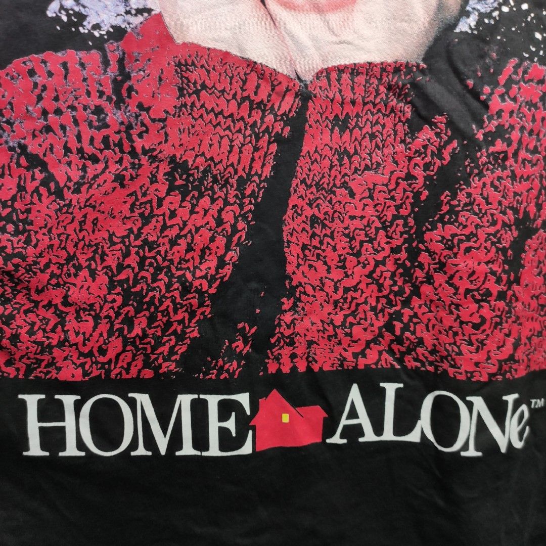 HOME ALONE FIRST MOVIE OFFICIAL MERCH BY NECA, Men's Fashion, Tops ...