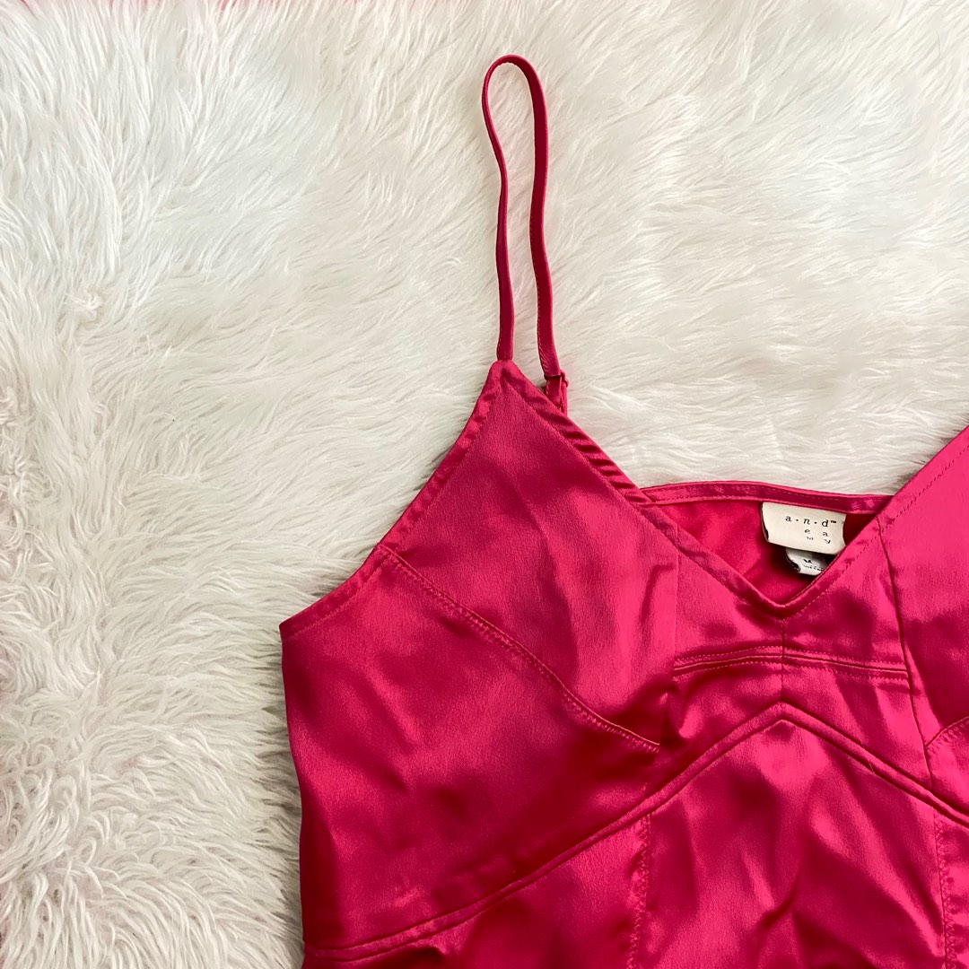 HOT PINK SILK SLEEVELESS, Women's Fashion, Tops, Others Tops on Carousell