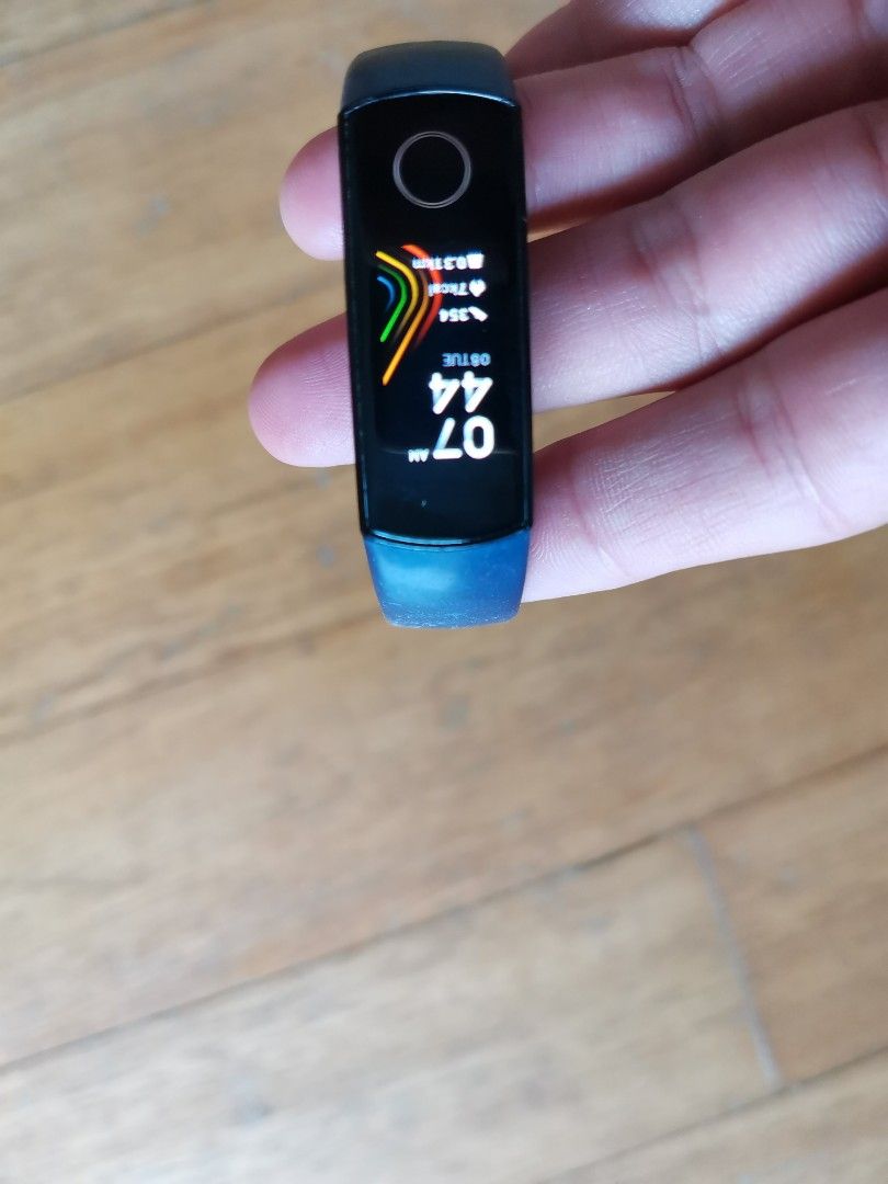 Huawei Smart Band 5, Mobile Phones & Gadgets, Wearables & Smart Watches ...