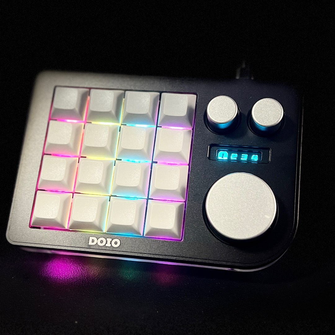 [INSTOCK] DOIO 16 Key programmable macro pad with knobs , Computers ...