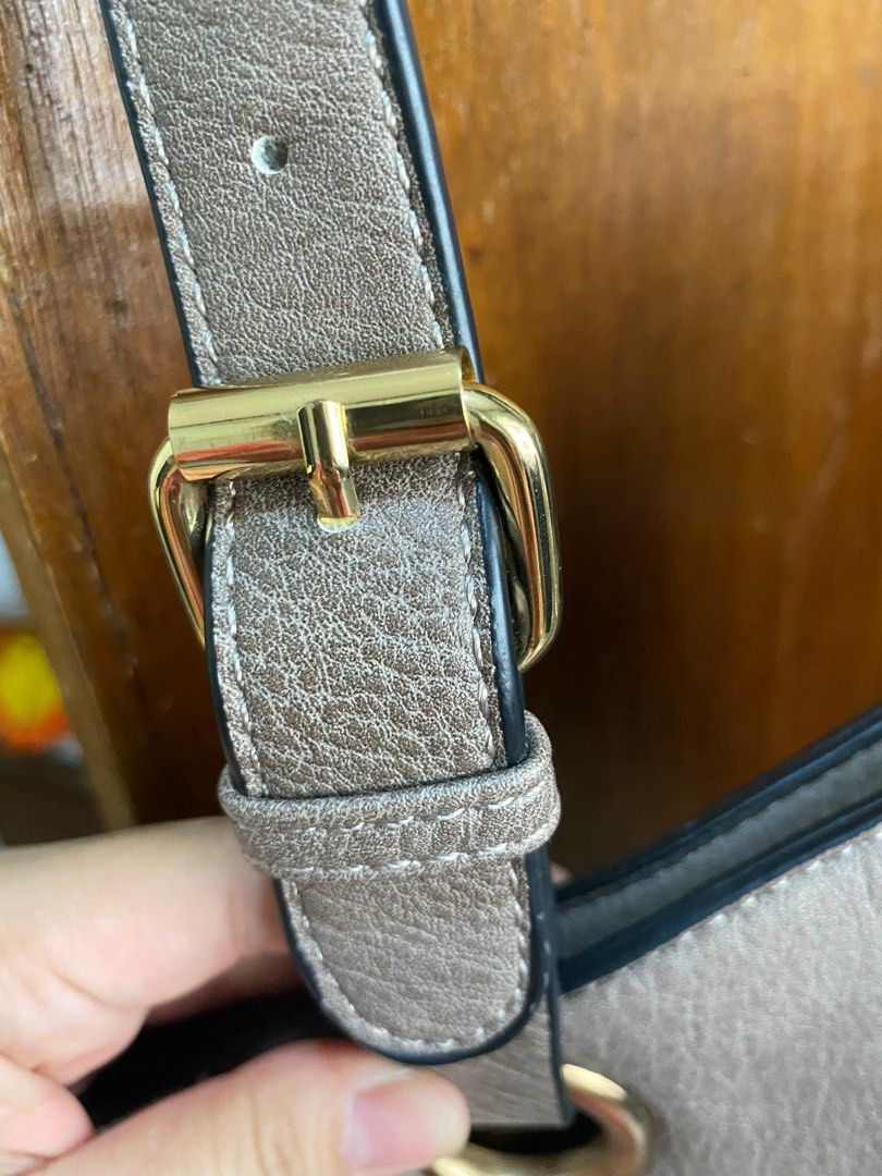 Jovanni Leather Bag, Women's Fashion, Bags & Wallets, Shoulder Bags on ...