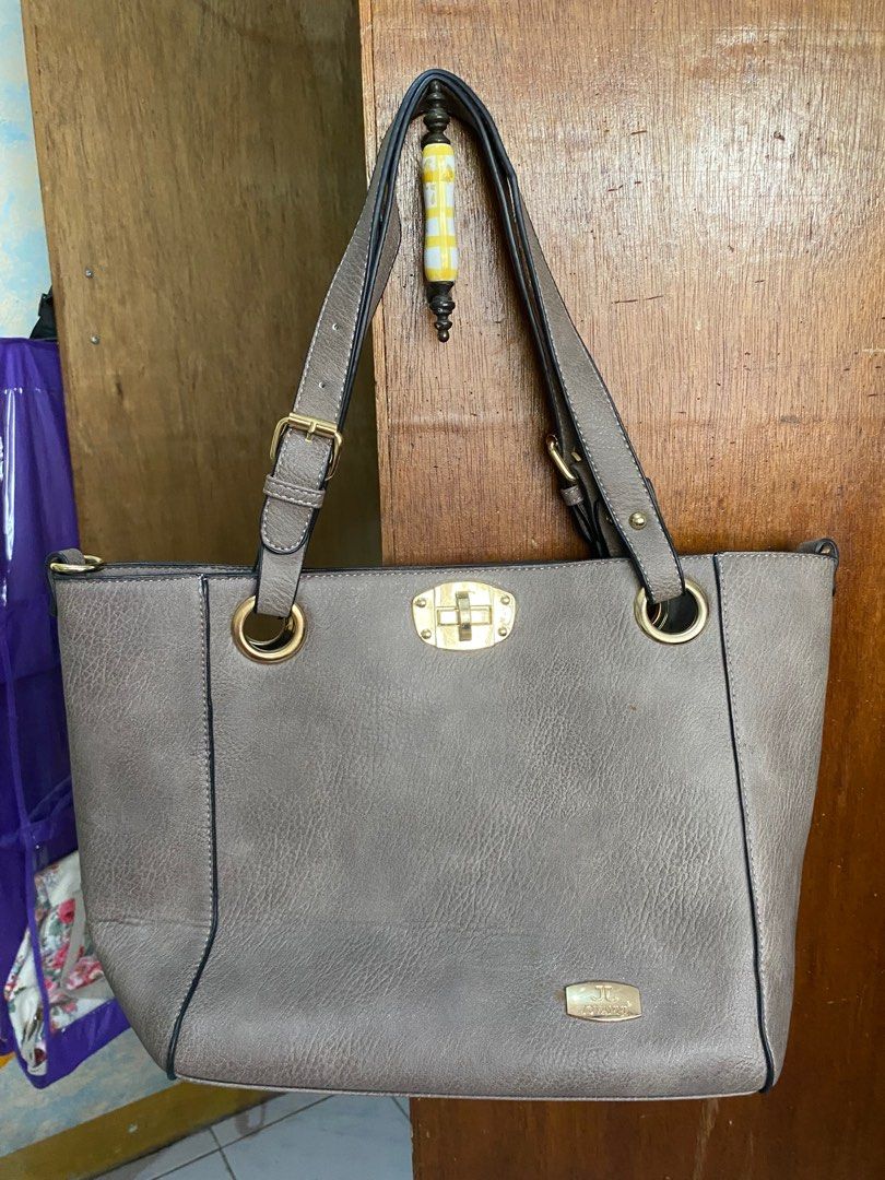 Jovanni Leather Bag, Women's Fashion, Bags & Wallets, Shoulder Bags on ...