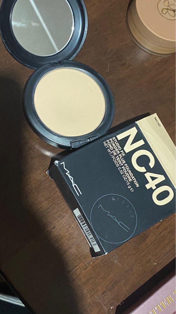 MAC NC40, Beauty & Personal Care, Face, Makeup on Carousell