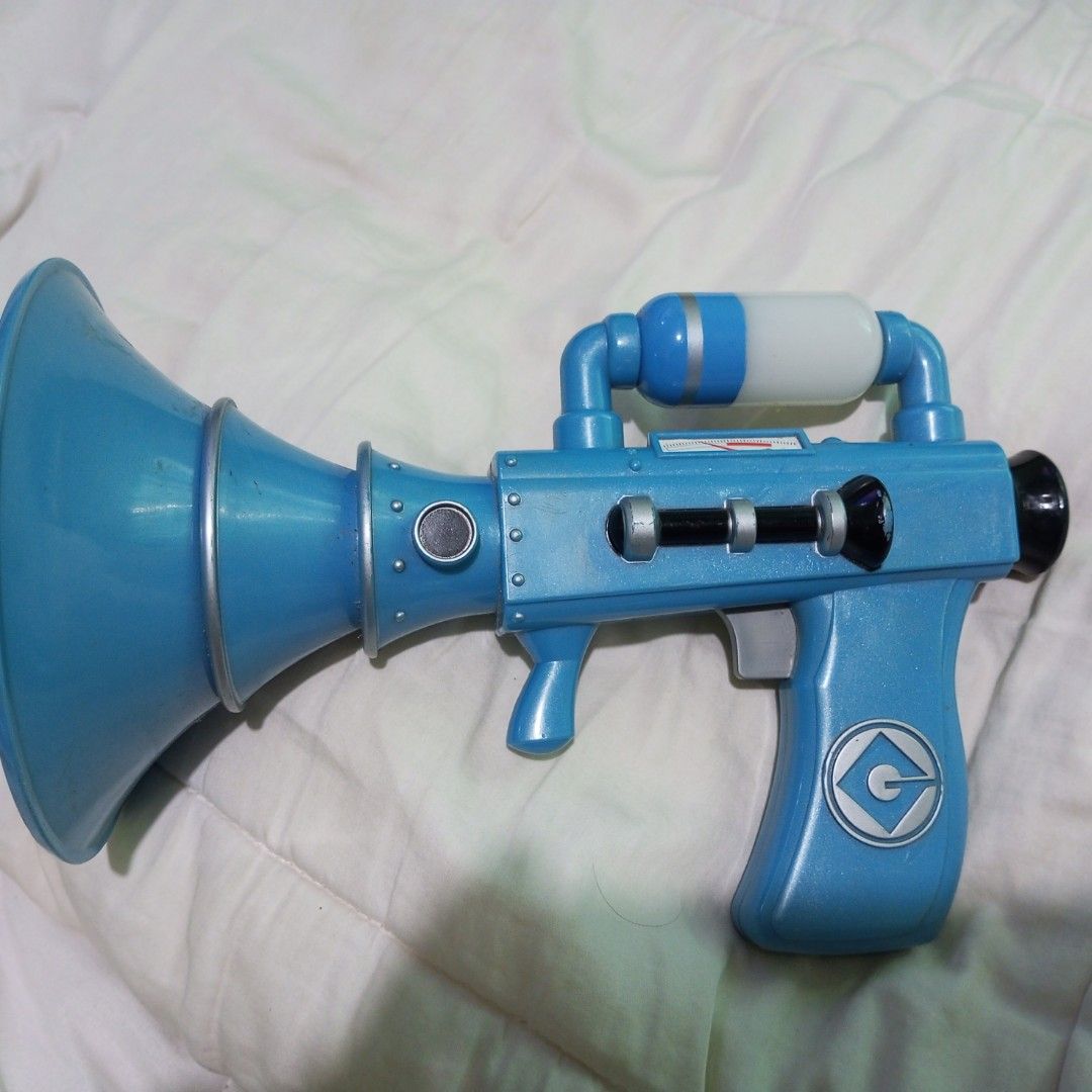 Minions Fart Blaster : Thinkway Toys, Hobbies & Toys, Toys & Games on ...