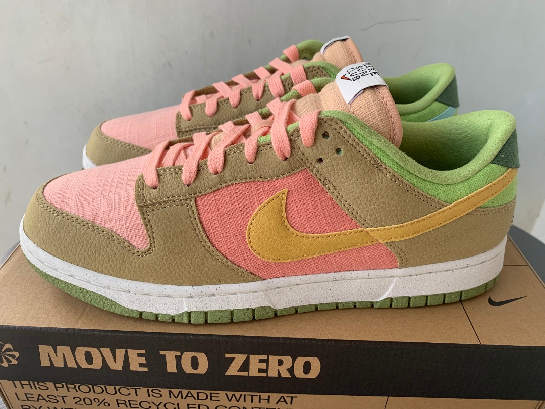 Nike Dunks Low Sun Club Arctic Orange, Men's Fashion, Footwear ...
