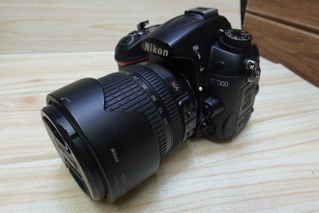NIKON D700 WITH 18-105, Photography, Cameras on Carousell