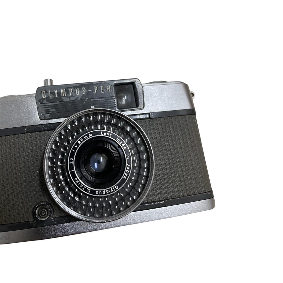 Olympus-pen EE-2 half frame, Photography, Cameras on Carousell