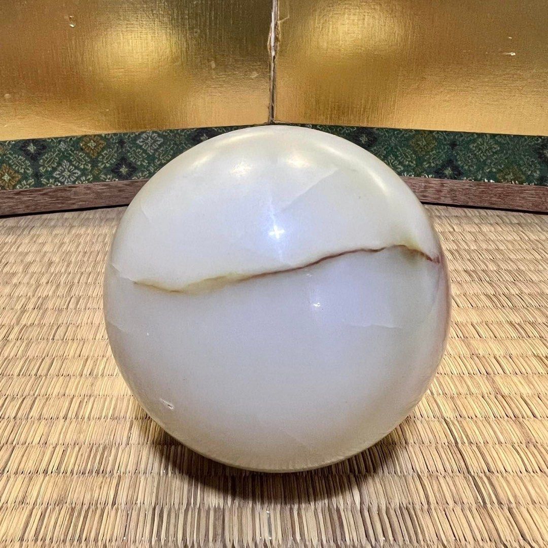 Onix Ball Stone, Women's Fashion, Jewelry & Organizers, Precious Stones ...