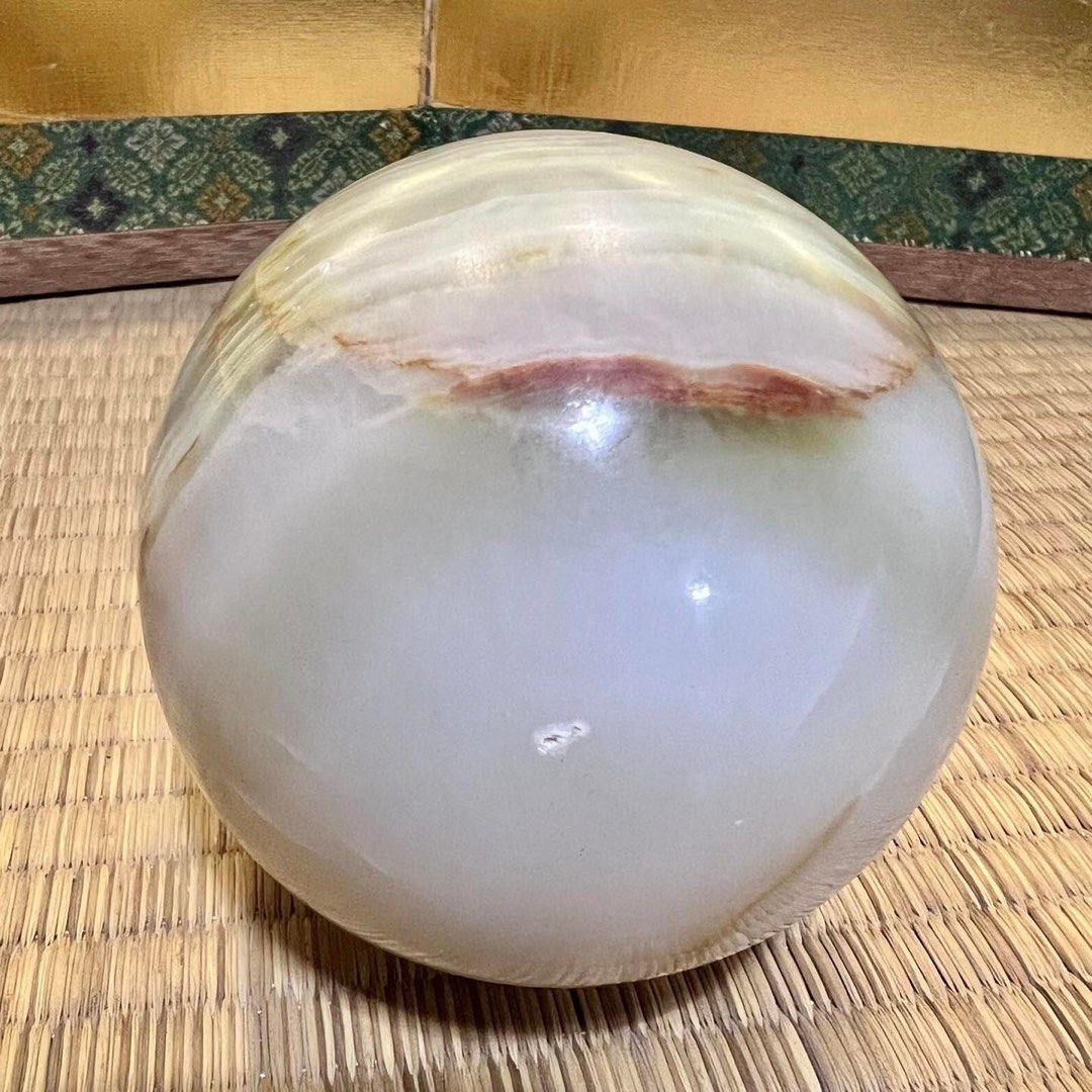 Onix Ball Stone, Women's Fashion, Jewelry & Organizers, Precious Stones ...