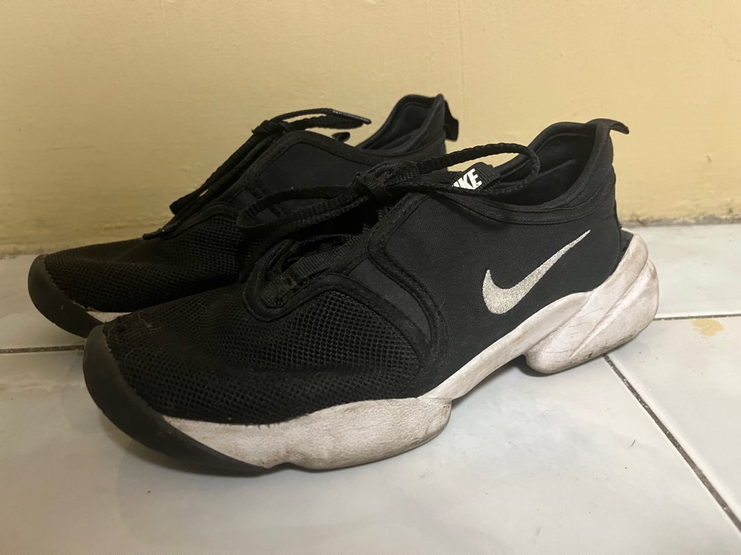 Original nike black rubber shoes running , Women's Fashion, Footwear ...
