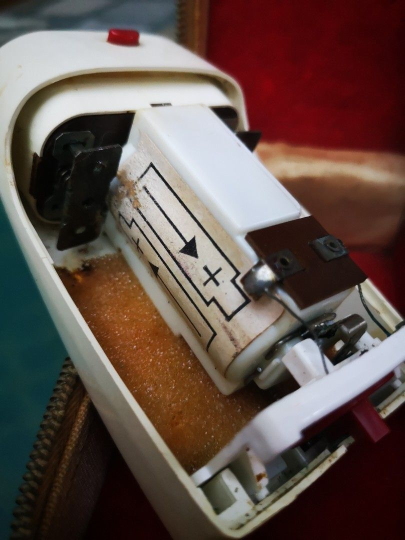 Philips Shaver 1960, Beauty & Personal Care, Men's Grooming on Carousell