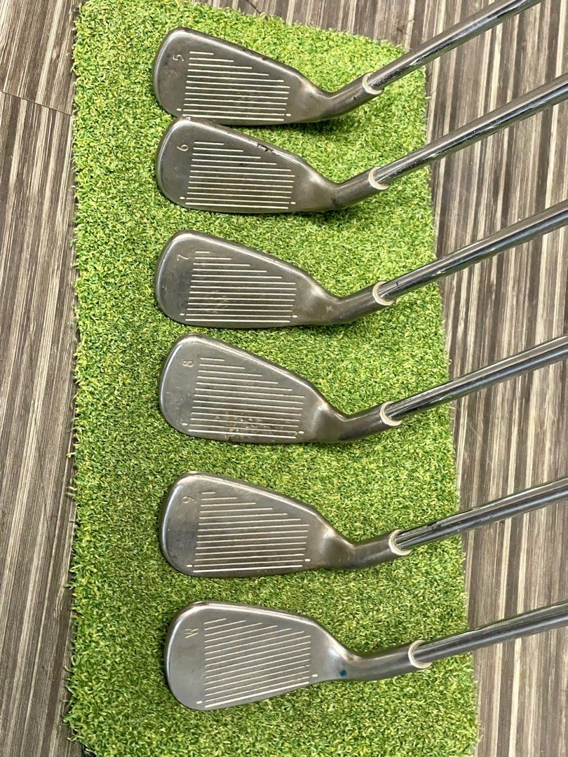 Ping i3 Irons 5-P. Red dot, Sports Equipment, Sports & Games, Golf on ...