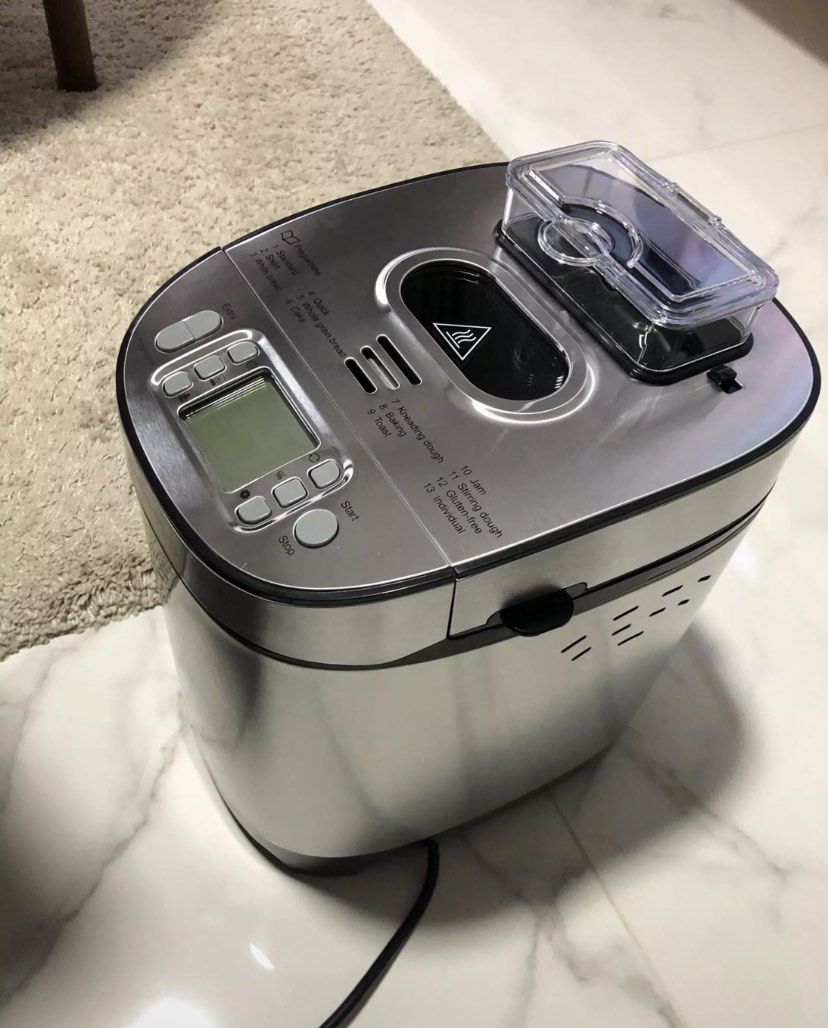 Rommelsbacher BA 550 bread maker with automatic ingredients dispenser ...