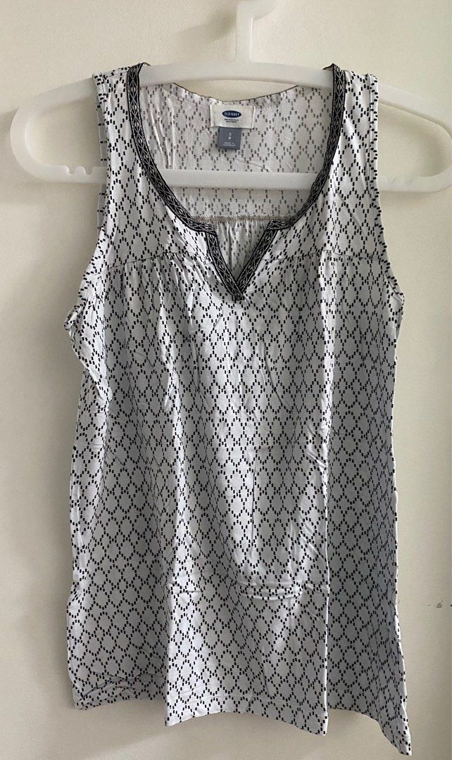 Sando, Women's Fashion, Tops, Sleeveless on Carousell
