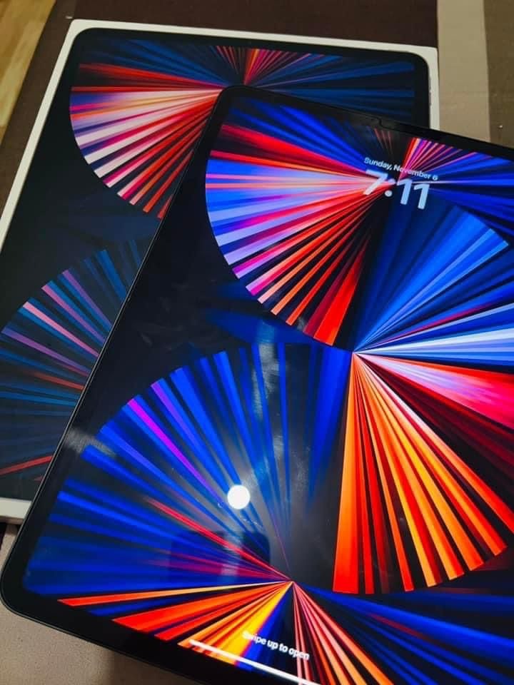 Selling my M1 iPad Pro (12.9inch - 5th Gen) 128gb, wifi only, Mobile ...