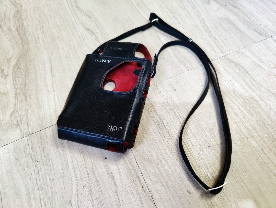 Sony WM-R2 Walkman Original Leather Case, Audio, Portable Audio ...