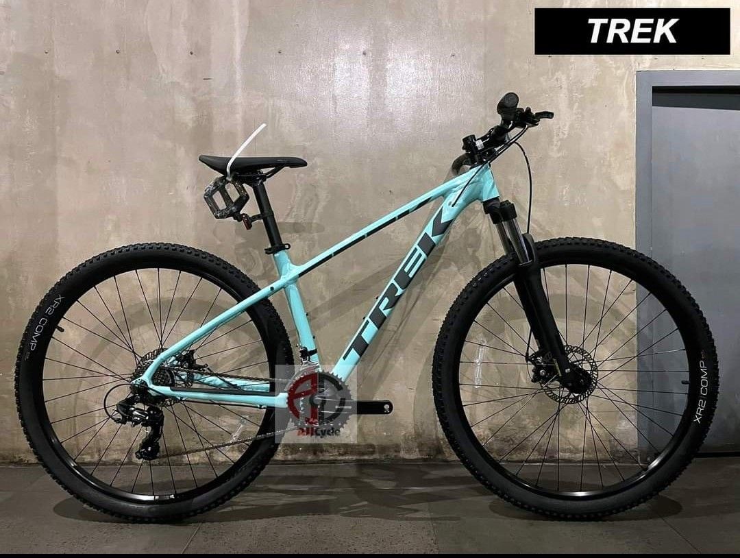 TREK MARLIN 4 29ER MOUNTAIN BIKE, Sports Equipment, Bicycles & Parts ...