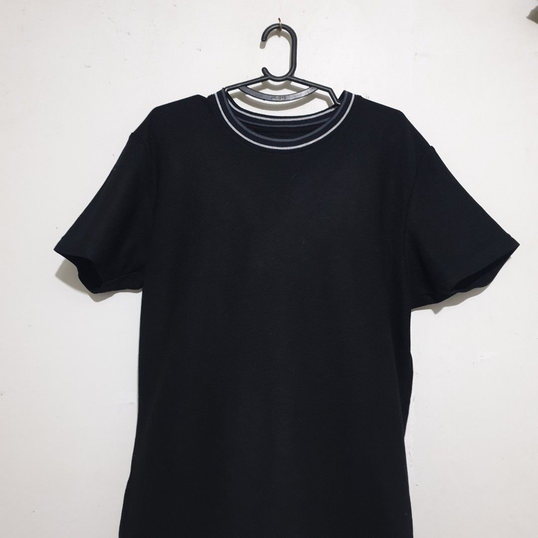 Uniqlo slim fit shirt, Men's Fashion, Tops & Sets, Tshirts & Polo ...