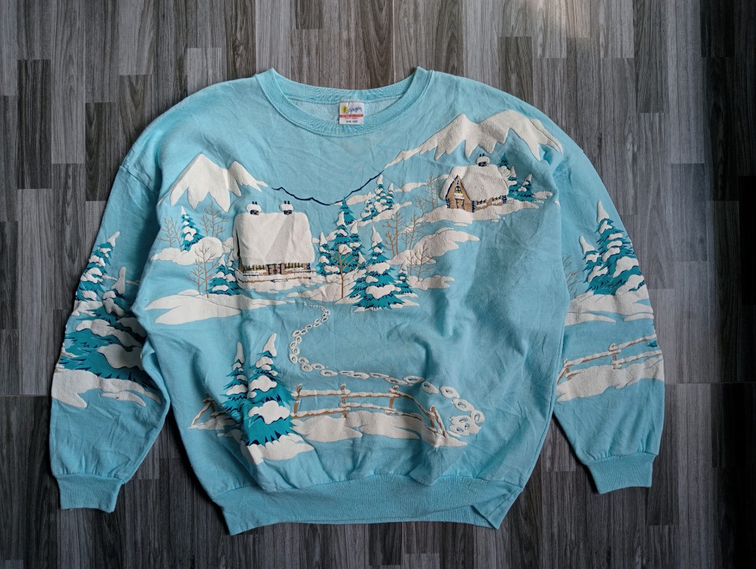 VINTAGE AOP SWEATER, Men's Fashion, Tops & Sets, Hoodies on Carousell