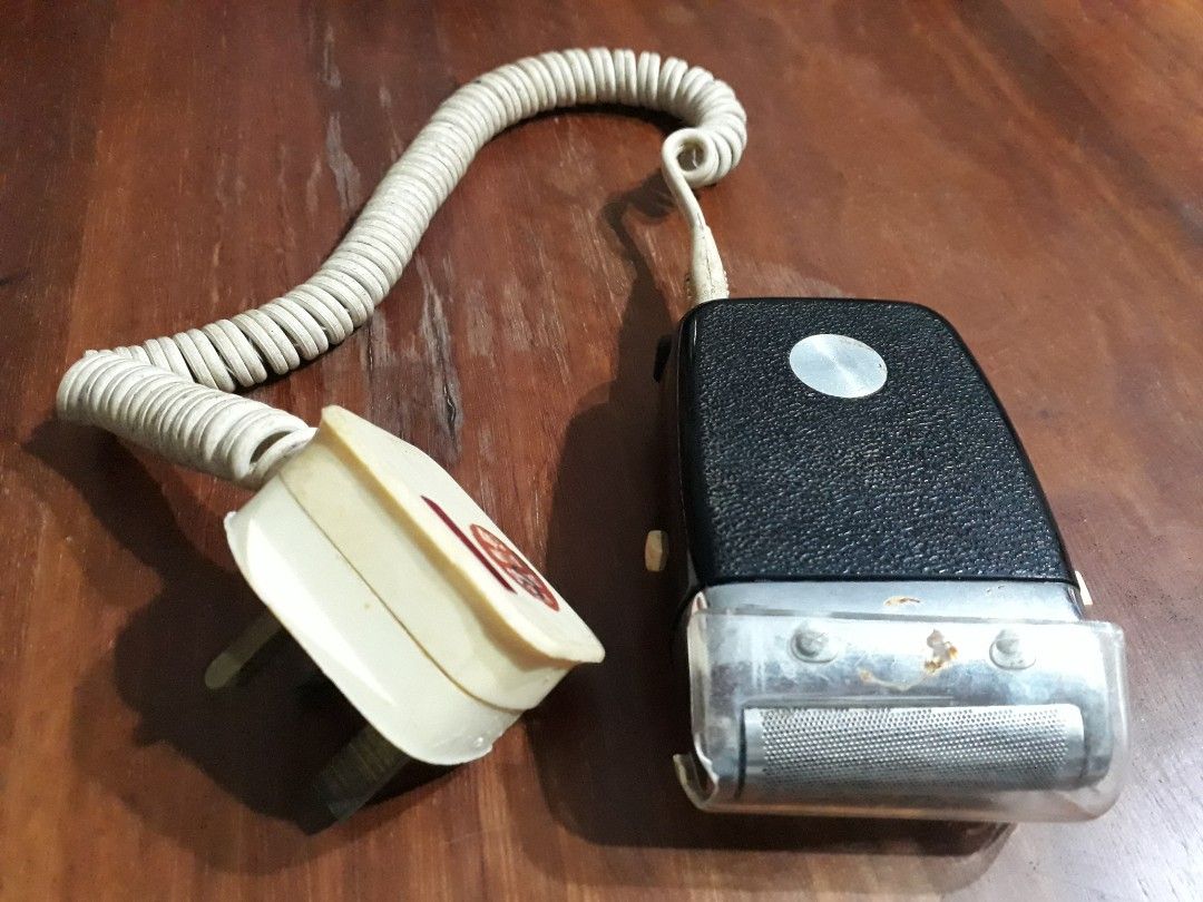Vintage Ronson electric shaver, Hobbies & Toys, Memorabilia ...