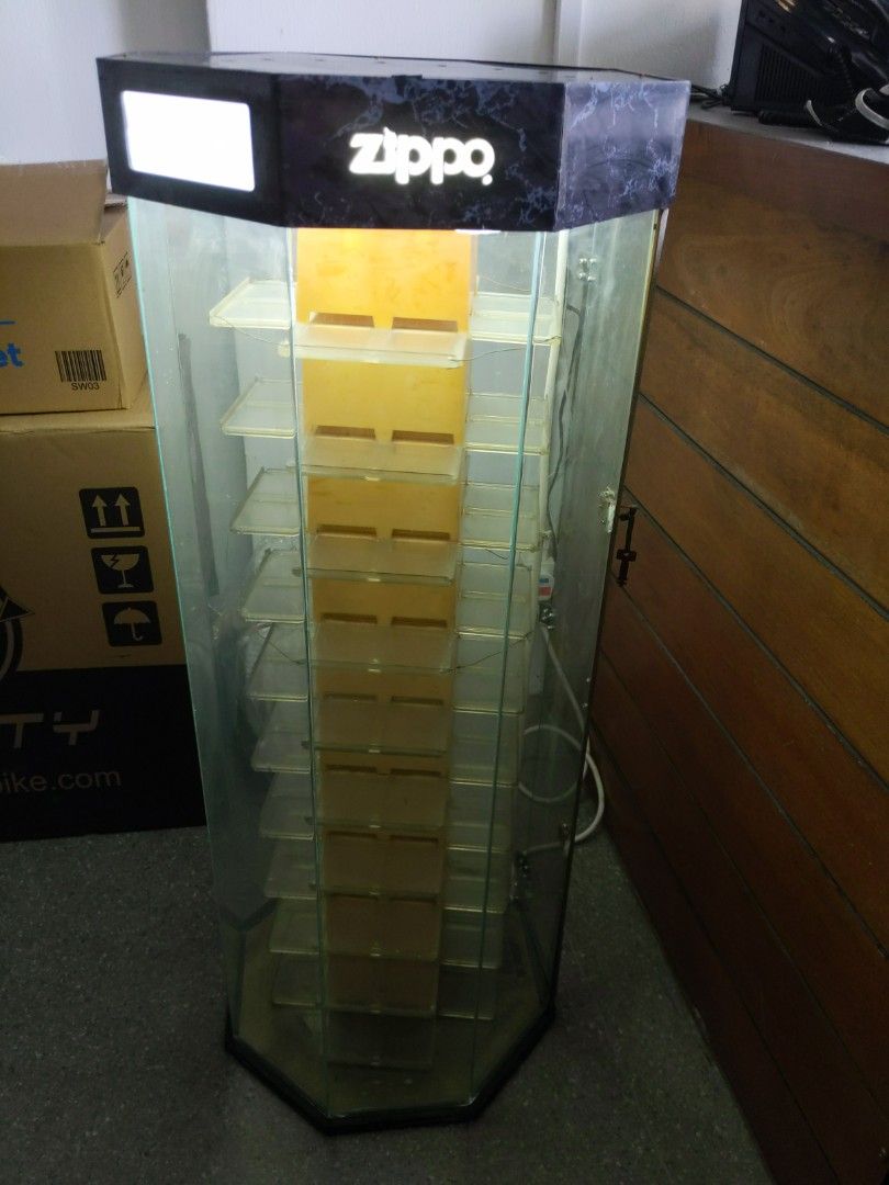 Vintage Zippo Display Stand, Hobbies & Toys, Memorabilia & Collectibles ...