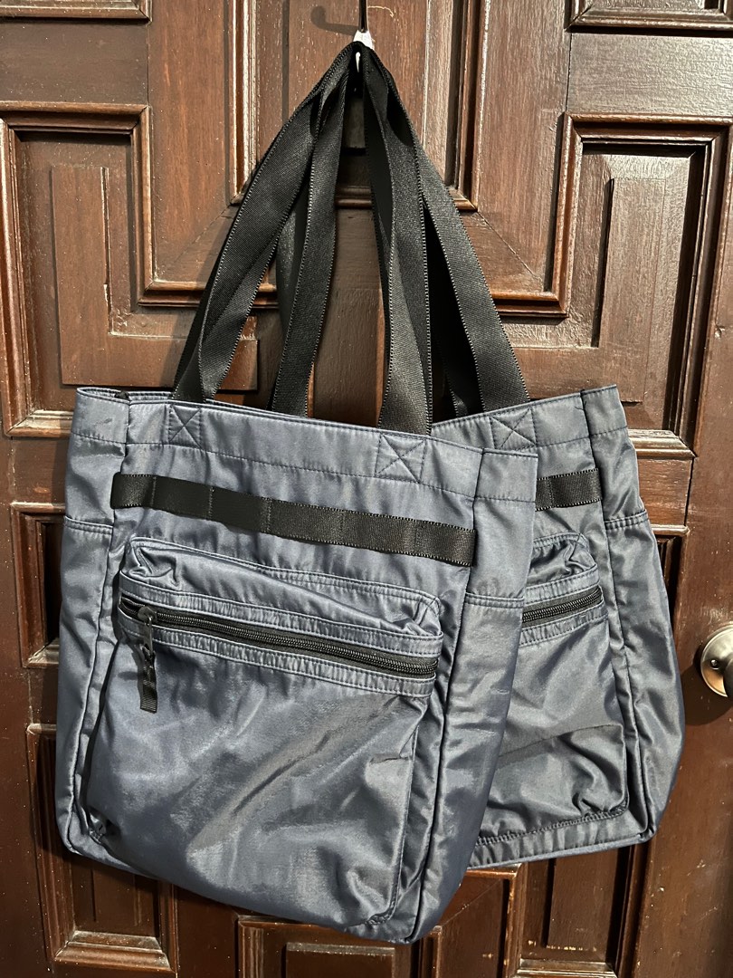2 pc Gap Nylon Tote Bags, Women's Fashion, Bags & Wallets, Tote Bags on Carousell
