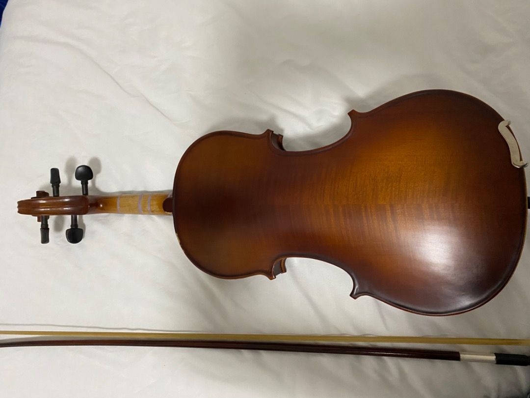 4/4 Eurostring M100 violin Matte Finish, Hobbies & Toys, Music & Media ...