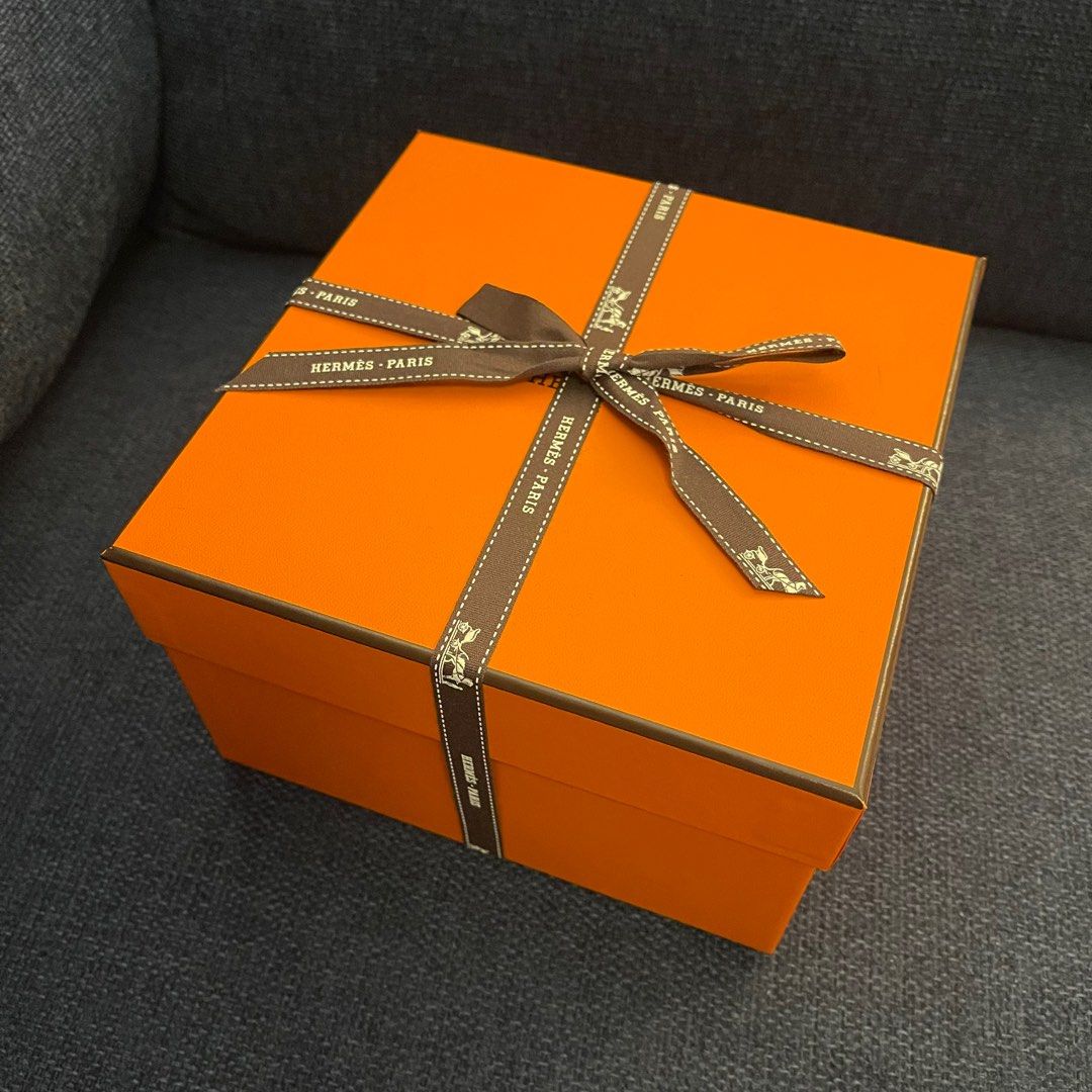 超罕有‼️ 全新 Hermes Ex-Libris Twilly Box 木盒, 名牌, 飾物及配件 - Carousell