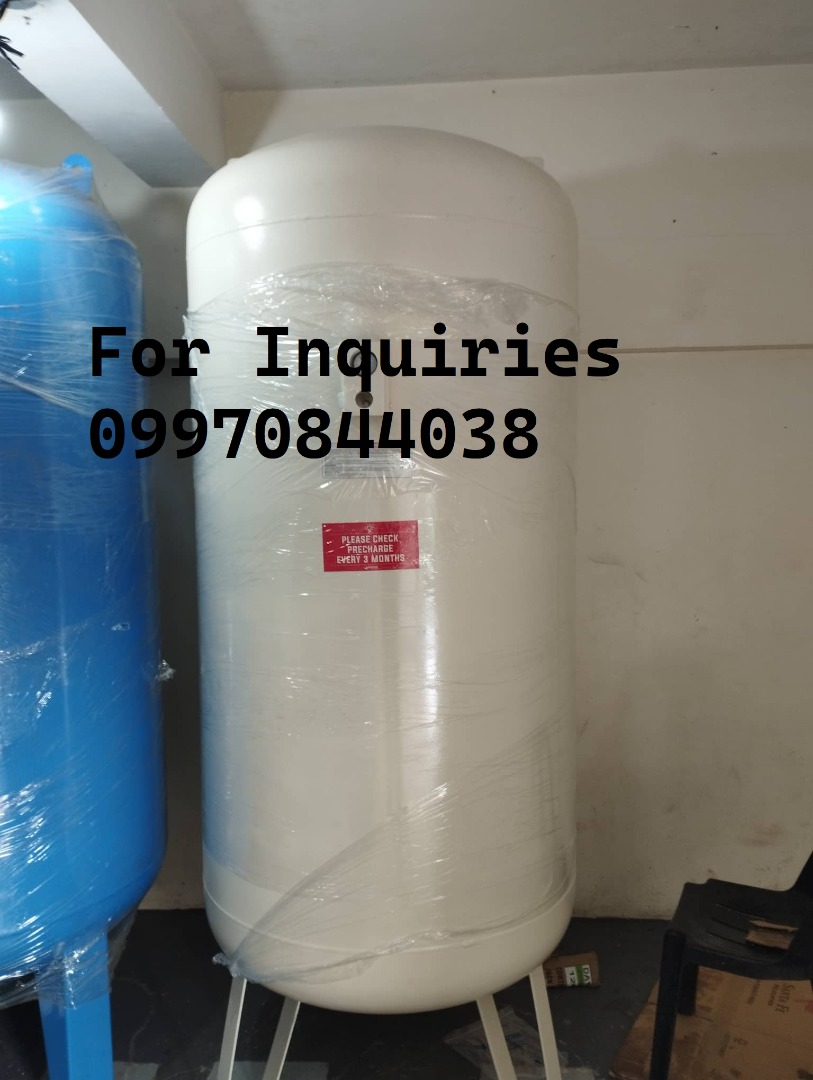 Aquaflo Bladder Tank, Commercial & Industrial, Construction & Building ...