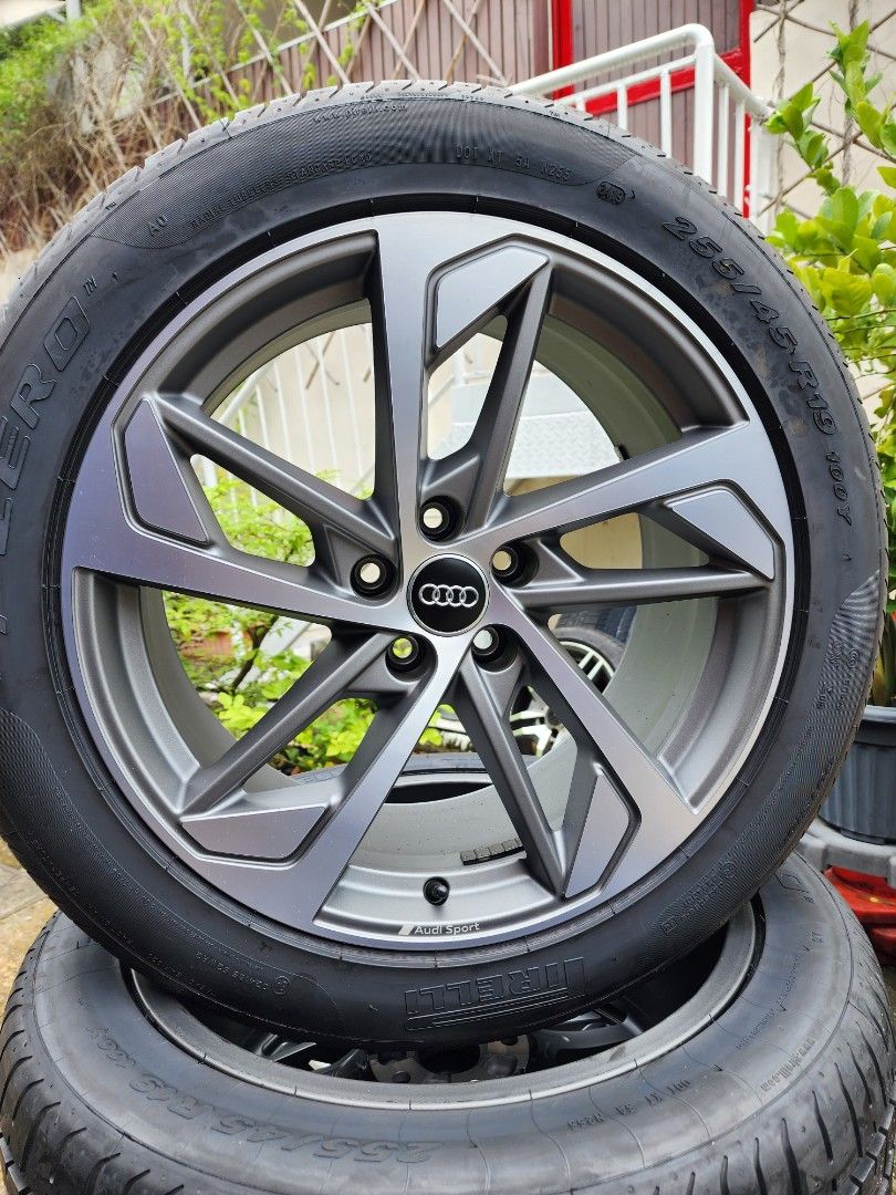 Audi New model Q3 whole set Rim with tyres, Car Accessories, Tyres ...