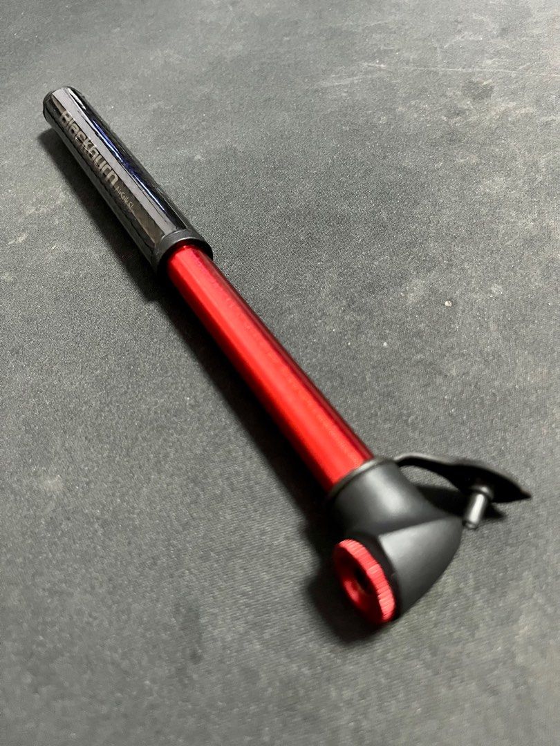 Blackburn Airstik SL Carbon mini pump, Sports Equipment, Bicycles ...