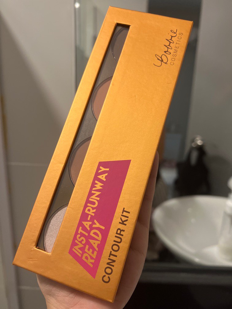 Bronzer Contour kit, Beauty & Personal Care, Face, Makeup on Carousell