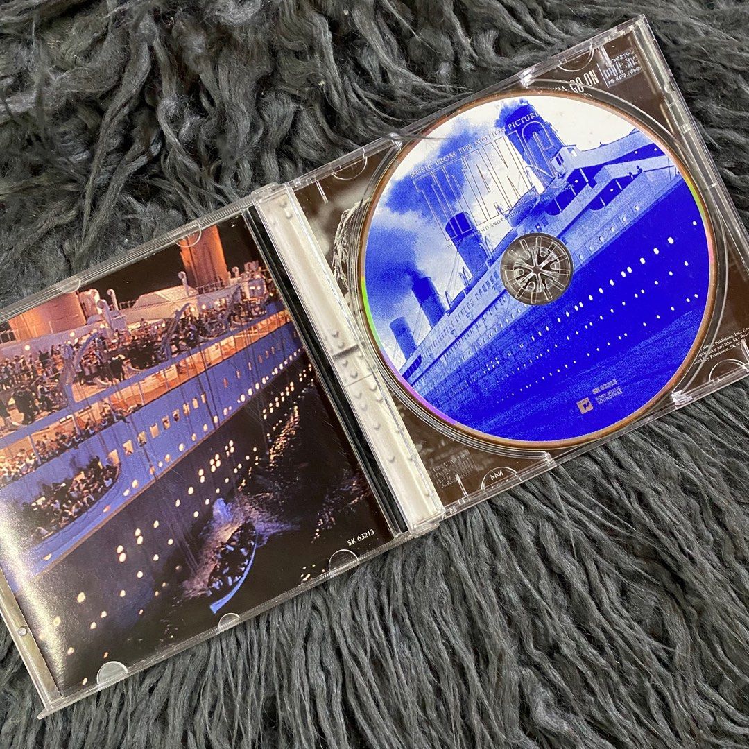 CD TITANIC (soundtrack), Hobbies & Toys, Music & Media, CDs & DVDs on ...
