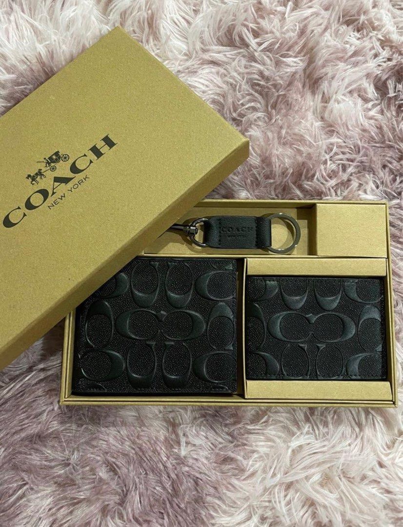 Coach men wallet & key fob gift set, Men's Fashion, Watches ...