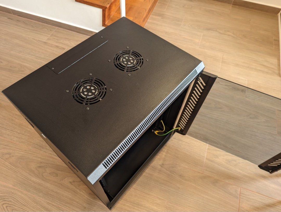 Comrack 12u server rack (CR21), Computers & Tech, Parts & Accessories ...