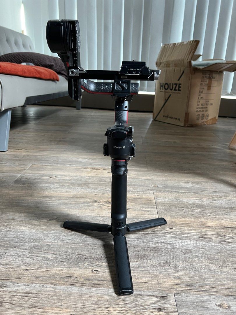 DJI RS2 Pro Combo, Photography, Photography Accessories, Gimbals & Stabilisers on Carousell