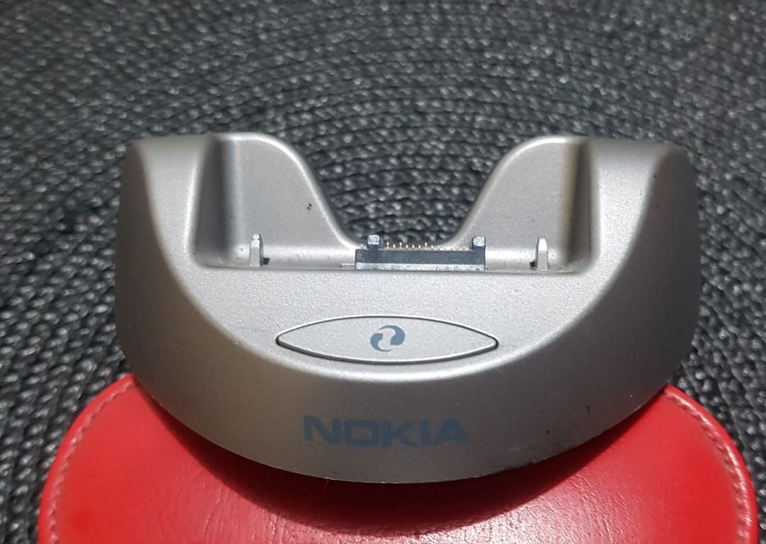 Docking Desktop Charger Nokia Communicator 9300 dan 9500 LIKE NEW ...